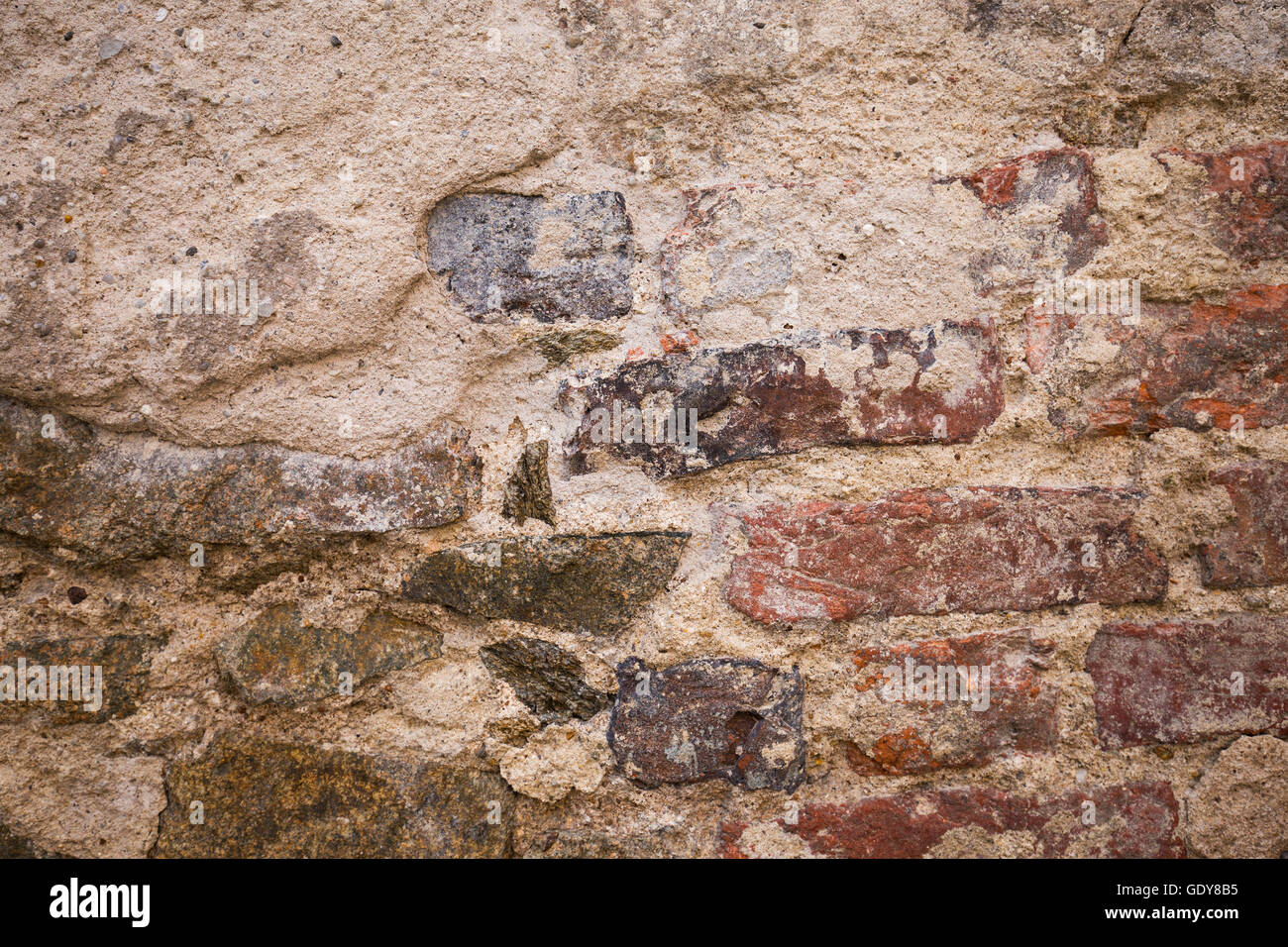 Old style wall hi-res stock photography and images - Alamy