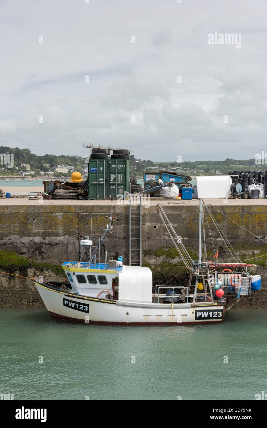 Padstow docks hi-res stock photography and images - Alamy