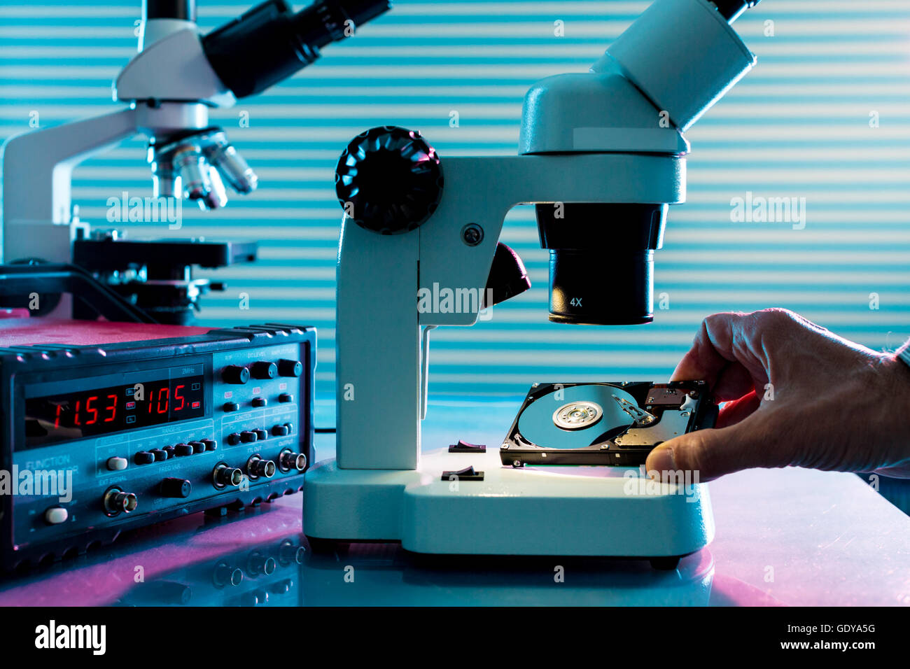 Parts of a microscope hi-res stock photography and images - Alamy