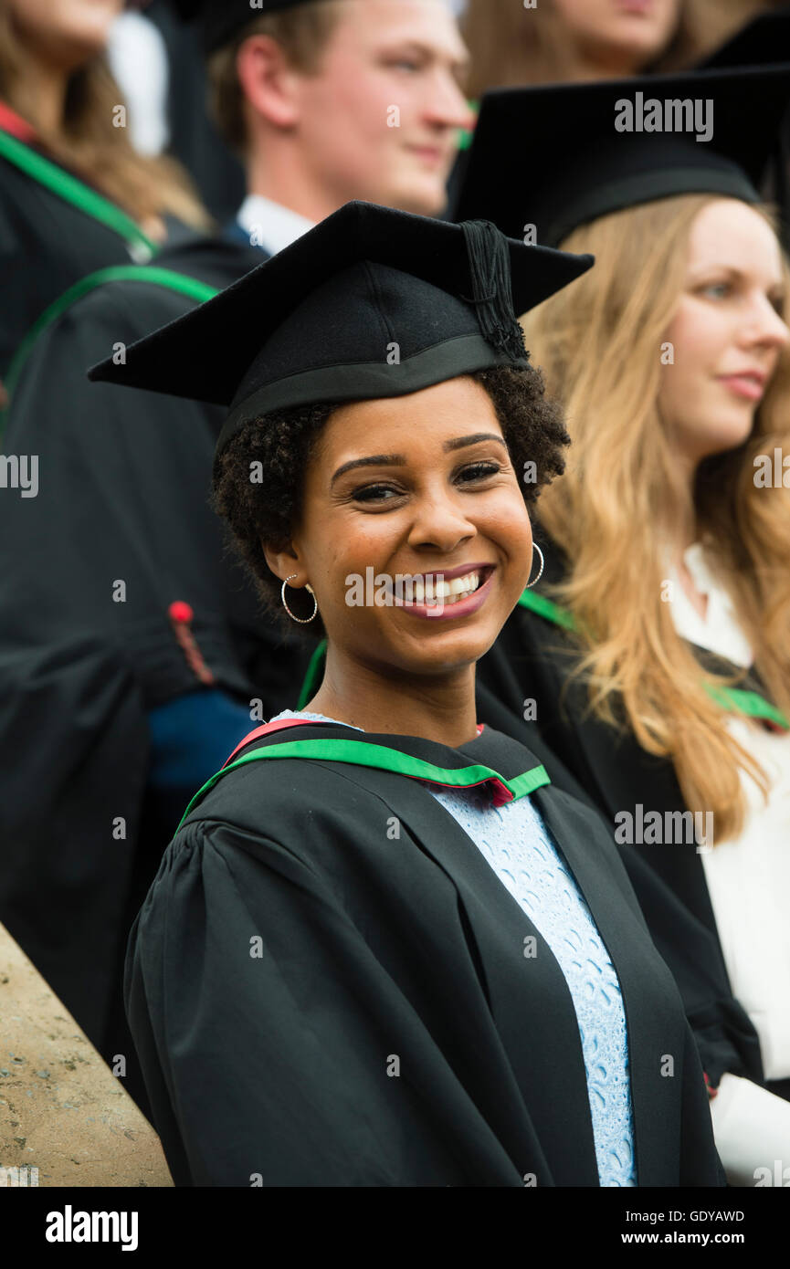 Uk university graduation black hi-res stock photography and images - Alamy