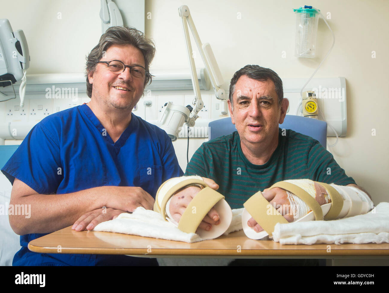 Consultant plastic surgeon hi-res stock photography and images - Alamy