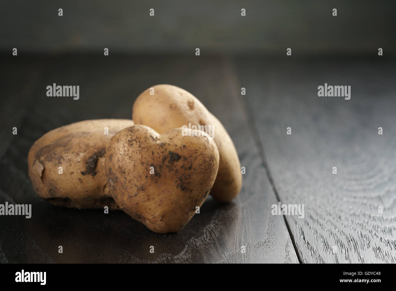 Potato shaped like heart hi-res stock photography and images - Alamy