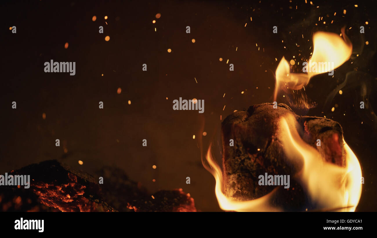 Close up wood burning in hi-res stock photography and images - Alamy