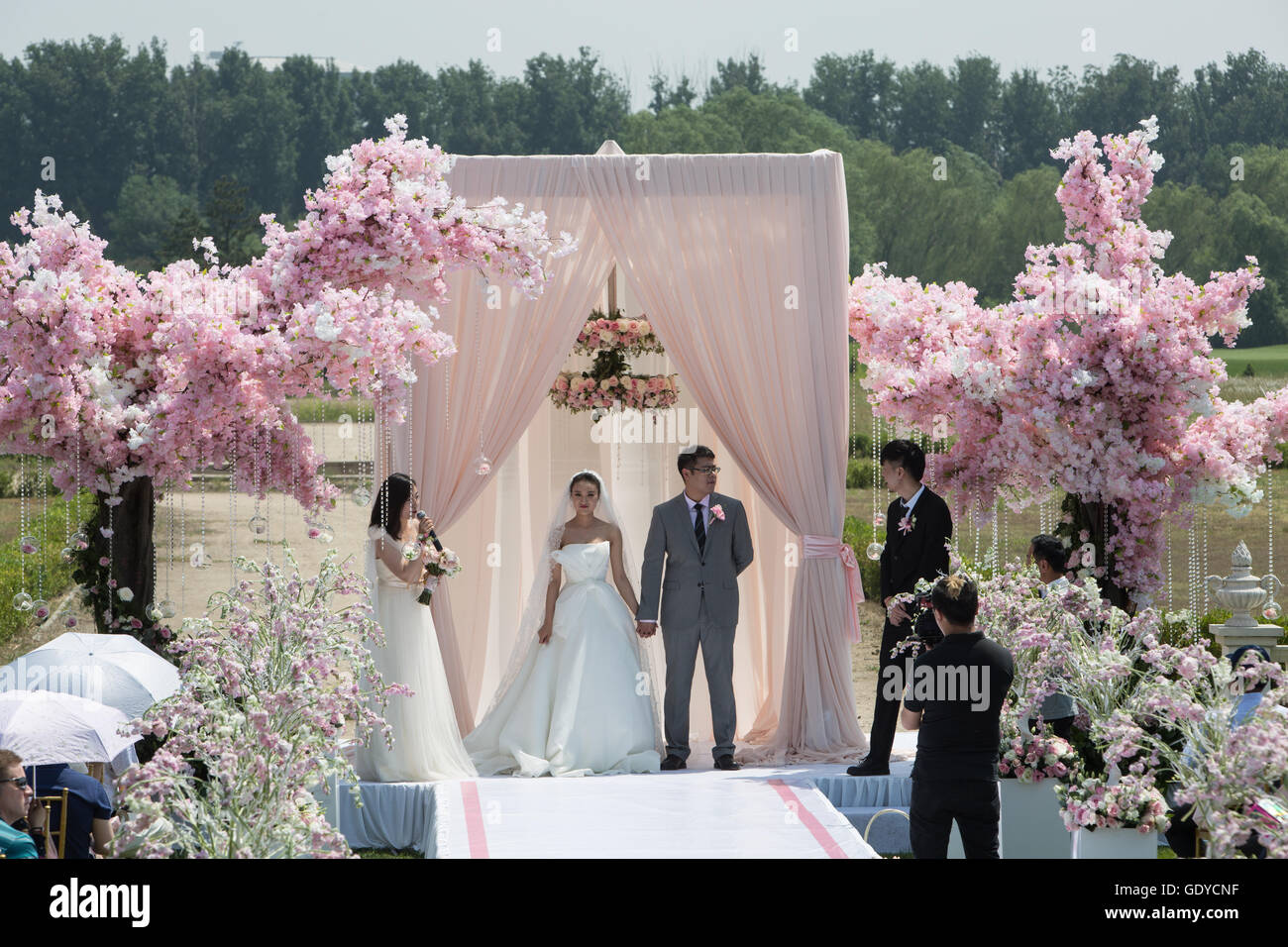 Wedding at La Fei Te Chateau and wine museum, in Beijing, China Stock ...