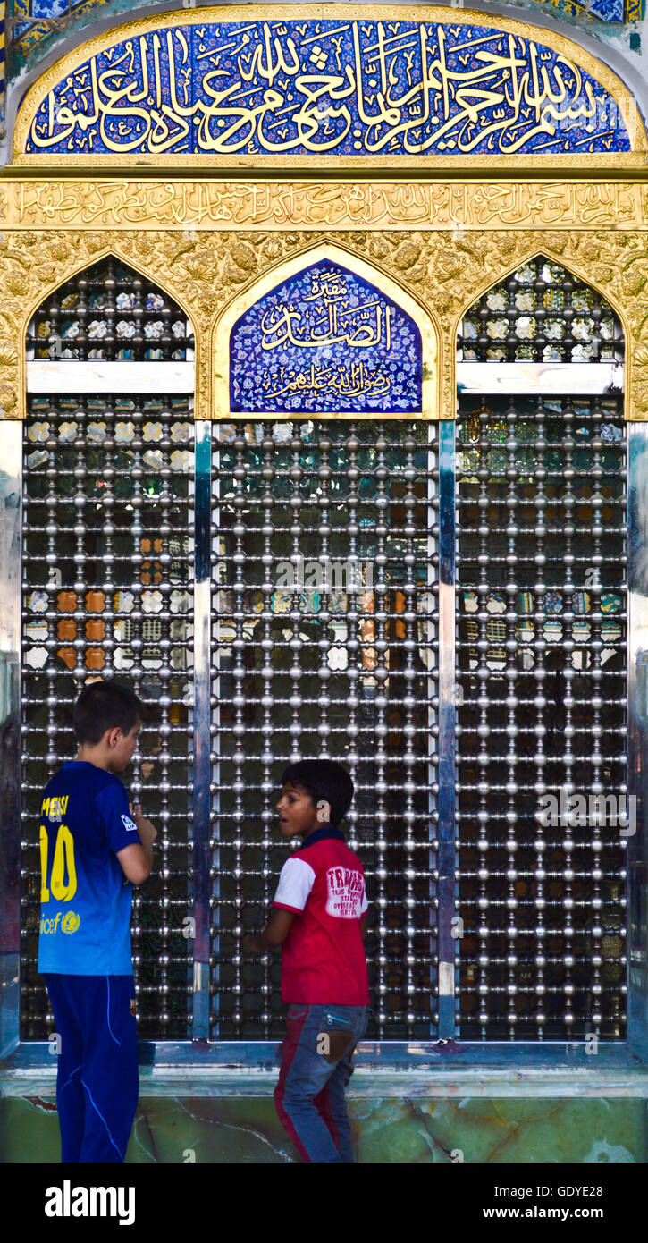 Pictiure of a Shi'ite shrine Musa al-Kadhim and his grandson Mohammed ...