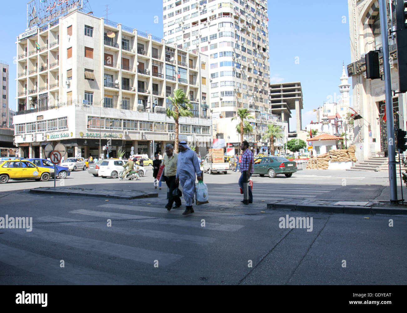 Image to the streets of the city of Damascuswhich show the streets and ...