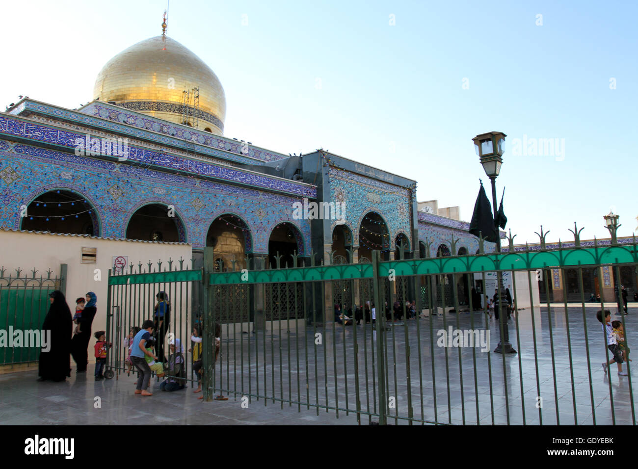 Zeinab shrine in syria hi-res stock photography and images - Alamy