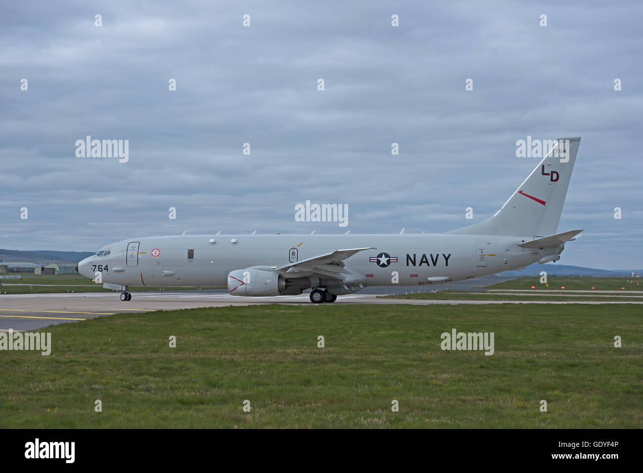 USA - Navy REG: 168764 Boeing 737-800 (BBJ2/C-40/P-8) at RAF ...