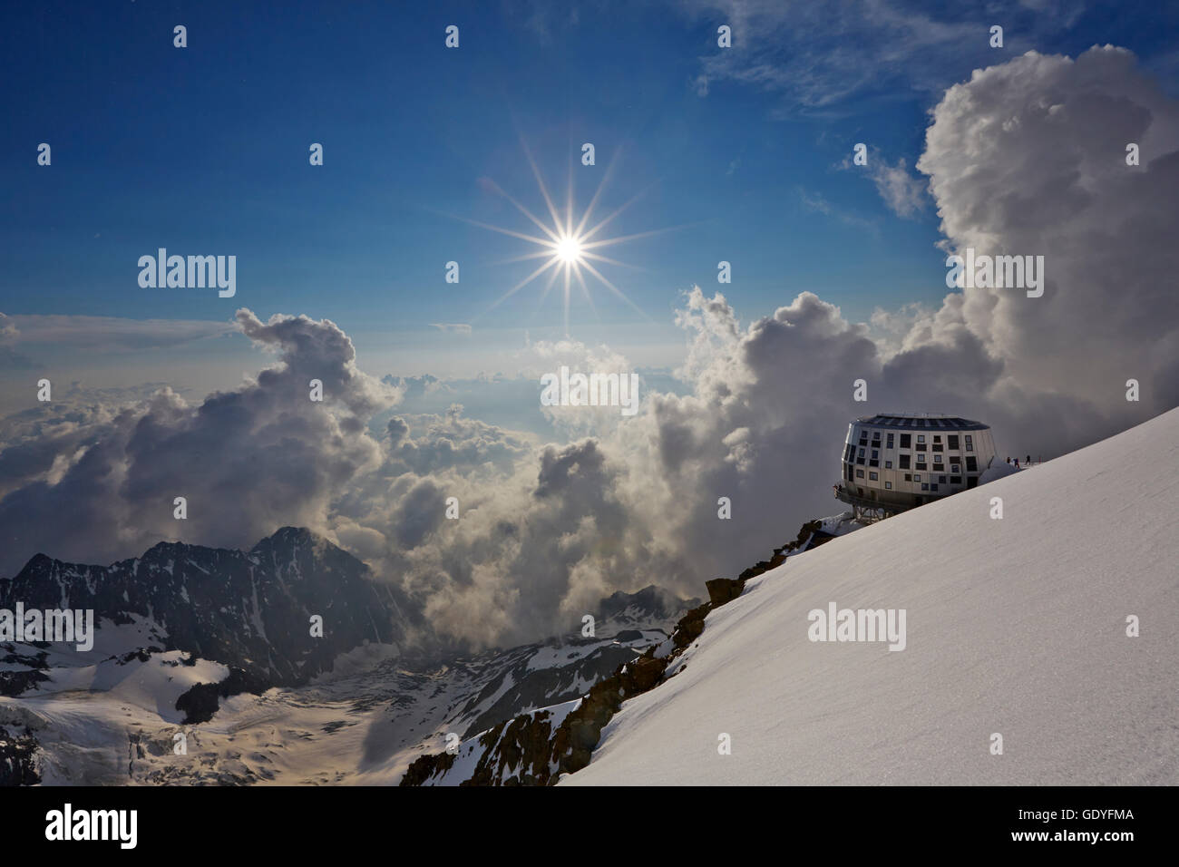 Refuge du goûter mont blanc hi-res stock photography and images - Alamy