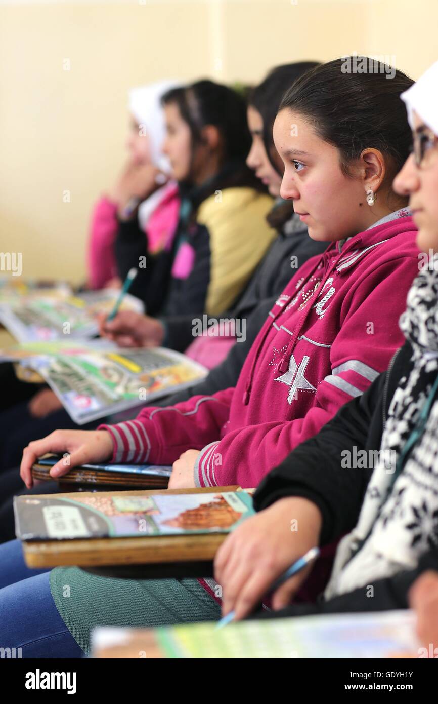 School jordan desk hi-res stock photography and images - Alamy