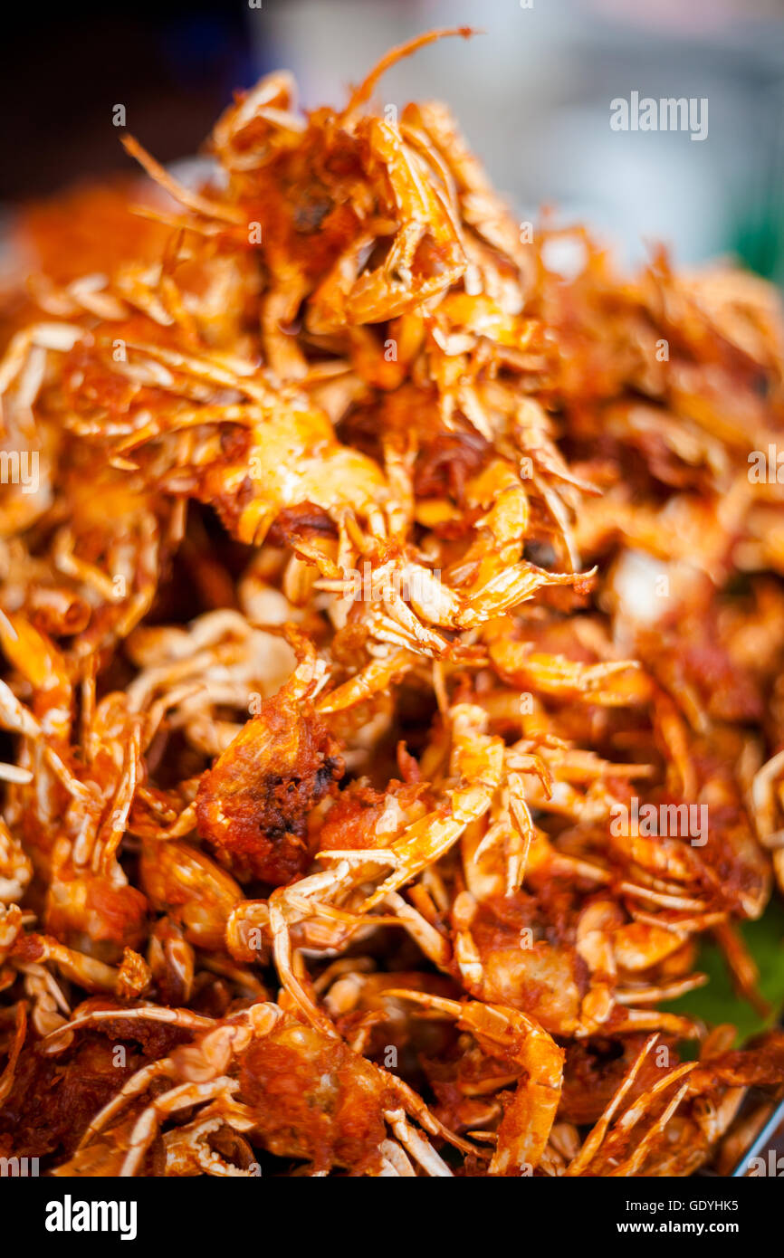 Closeup of deep fried small crabs. Traditional thai cuisine Stock Photo ...