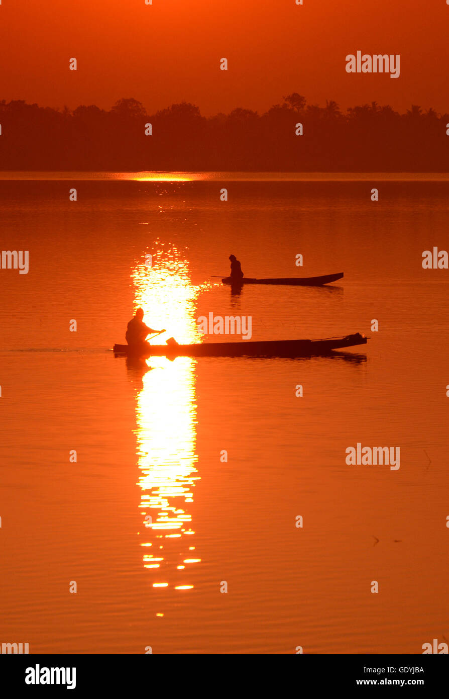 a fishermen on the Lake Amnat Charoen in the city of Amnat Charoen in ...