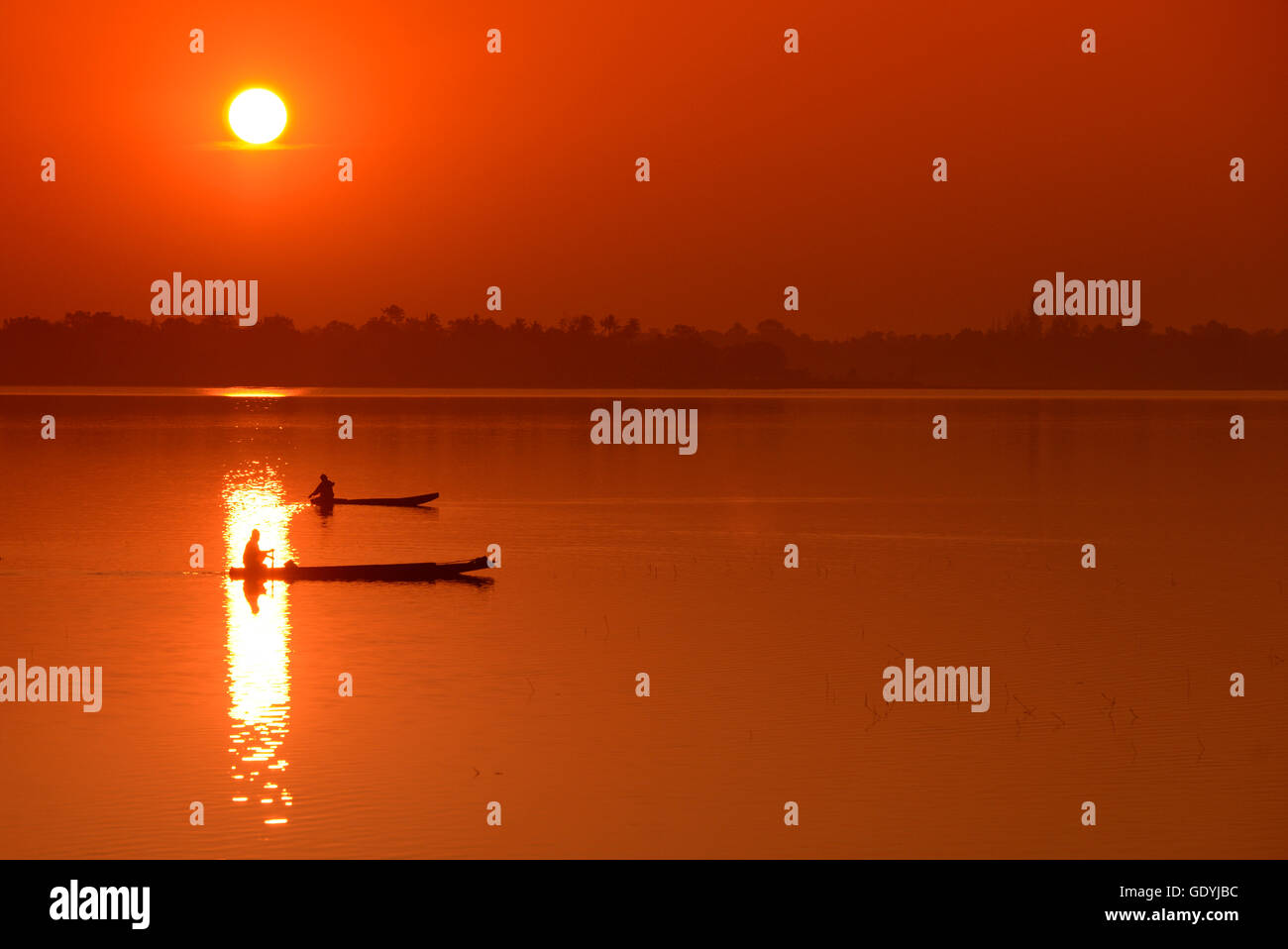 a fishermen on the Lake Amnat Charoen in the city of Amnat Charoen in ...