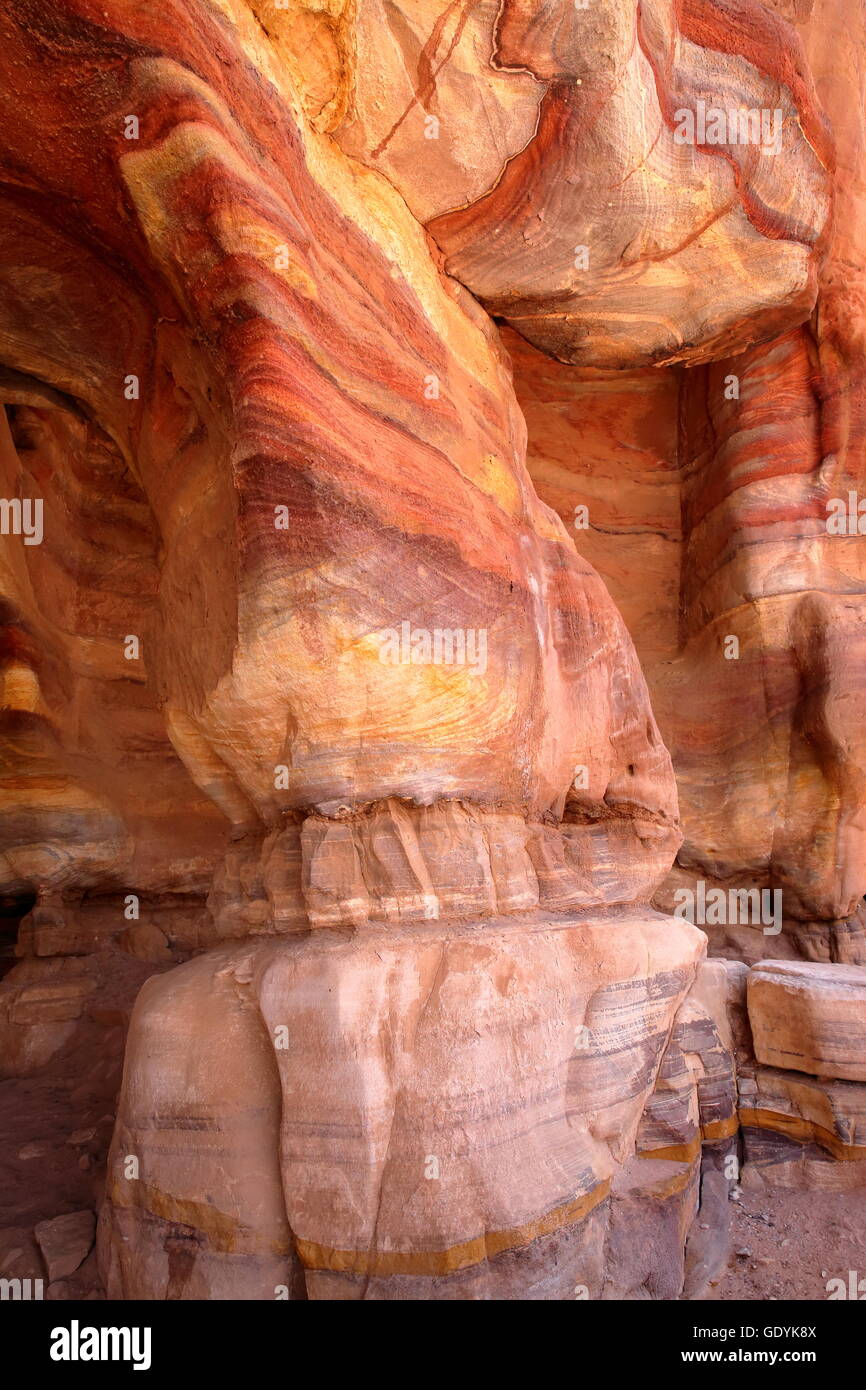 Colourful sandstone in Petra, Jordan Stock Photo - Alamy