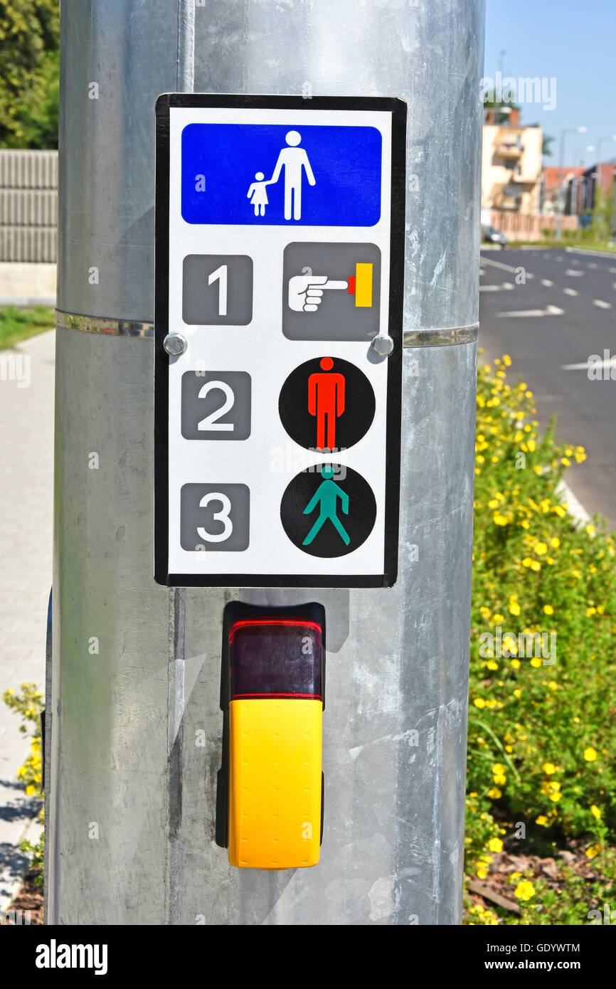 Signal system hi-res stock photography and images - Alamy