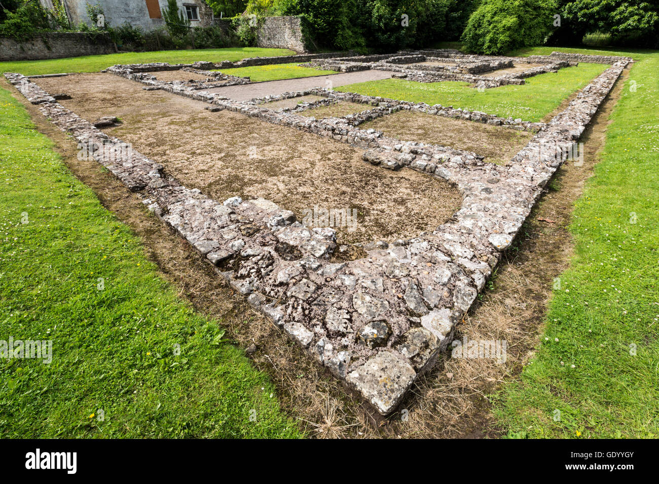 Roman foundations hi-res stock photography and images - Alamy