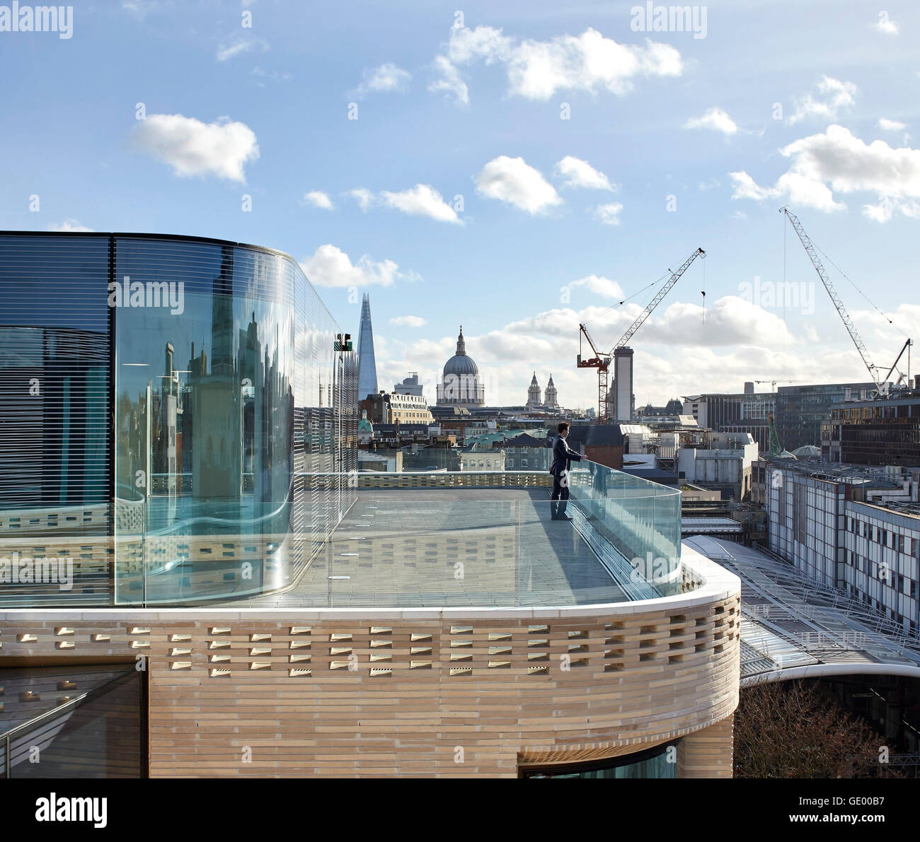 Rooftop view london hi-res stock photography and images - Alamy