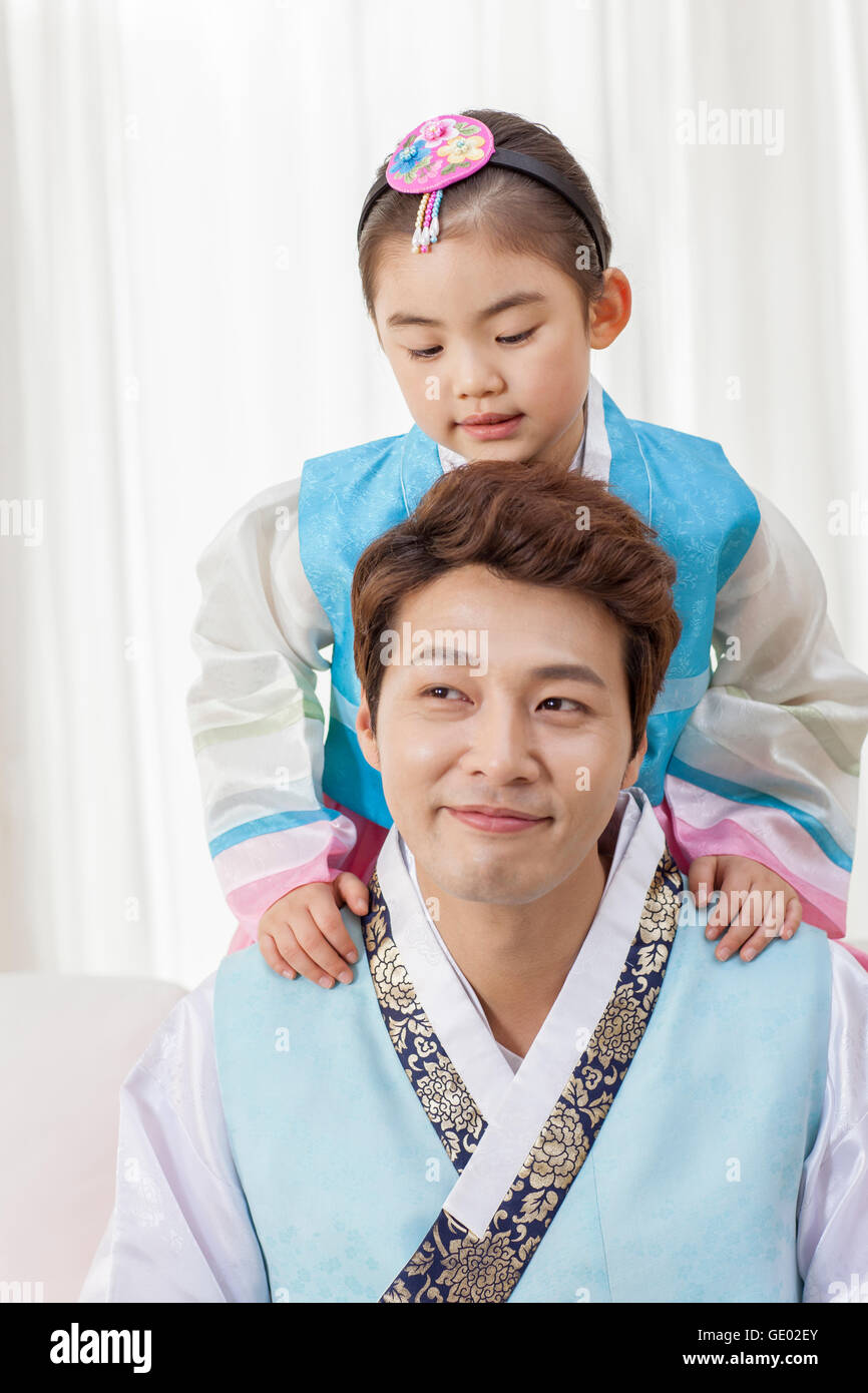Korean father hi-res stock photography and images - Alamy