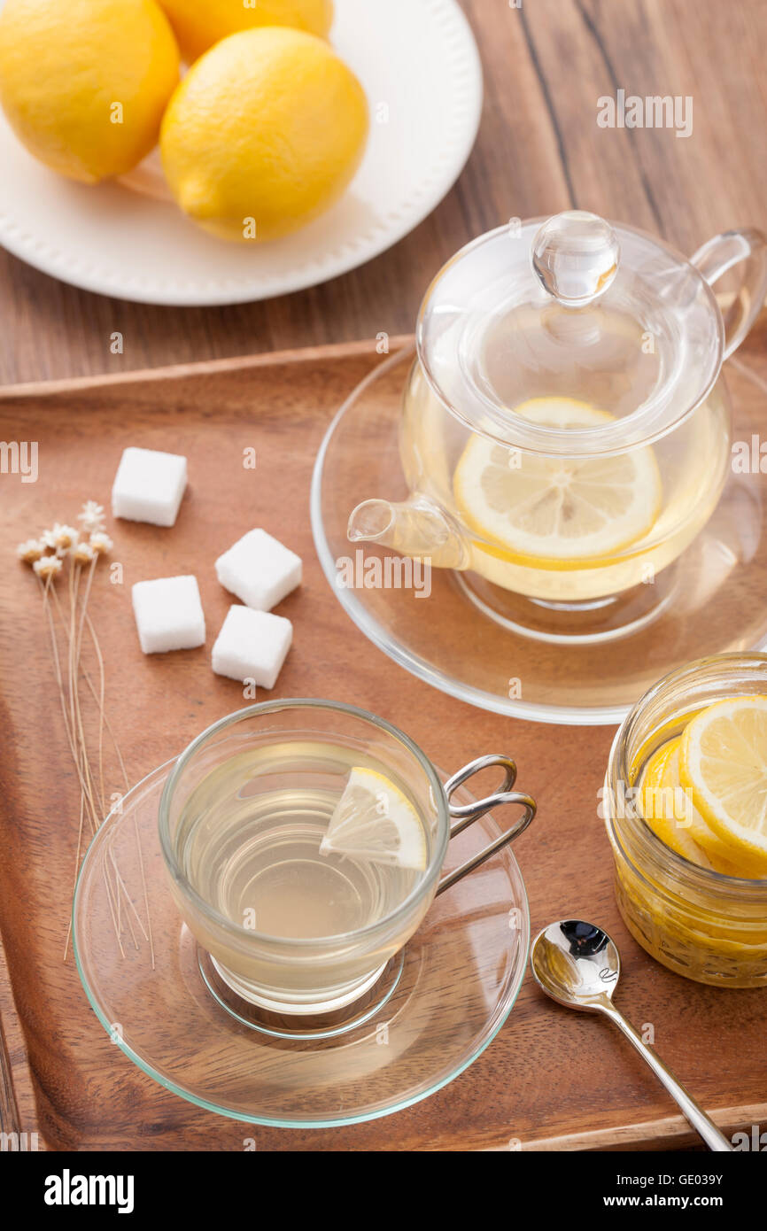 Healthy lemon tea Stock Photo - Alamy