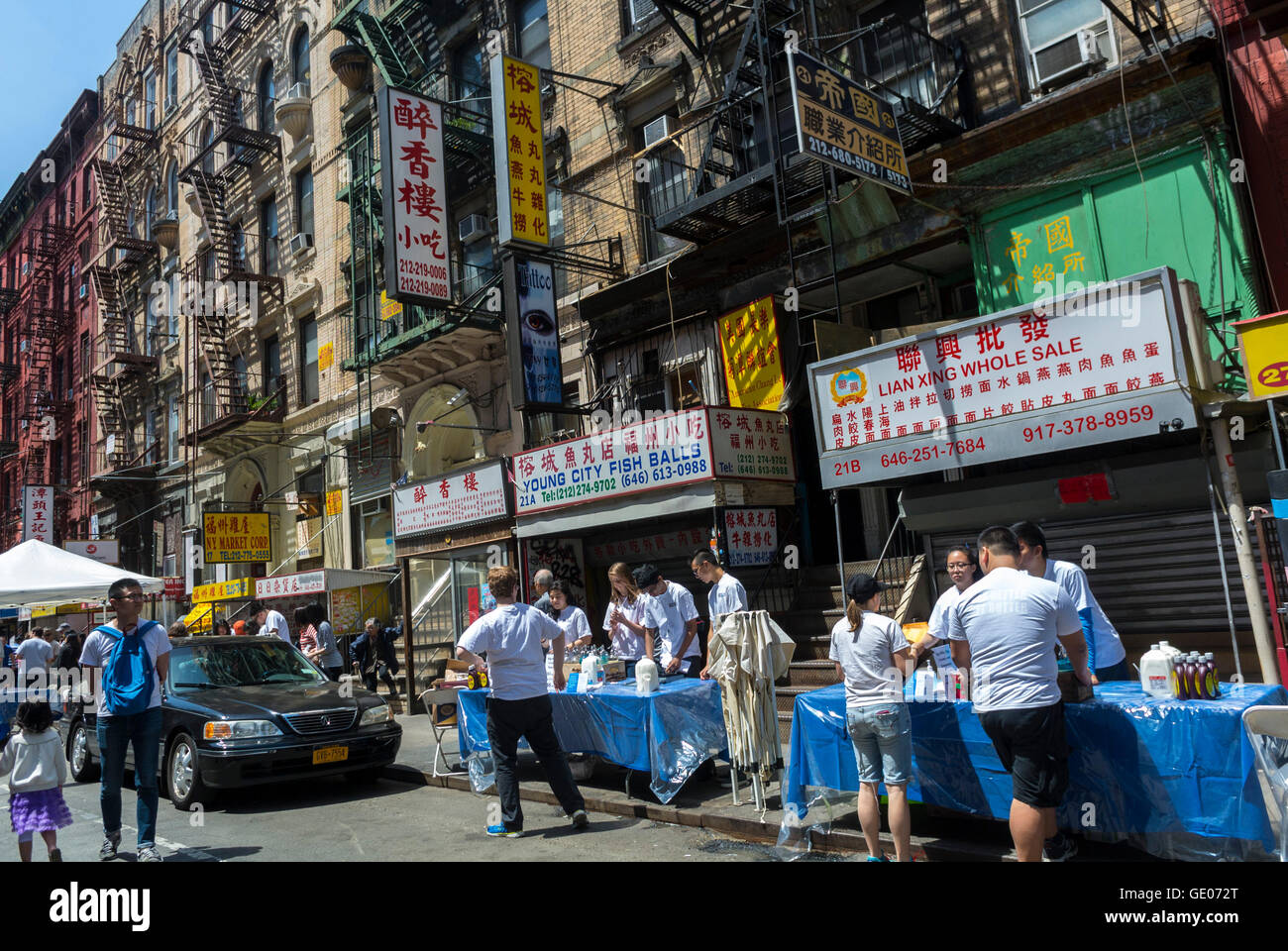 Tenement new york hi-res stock photography and images - Alamy