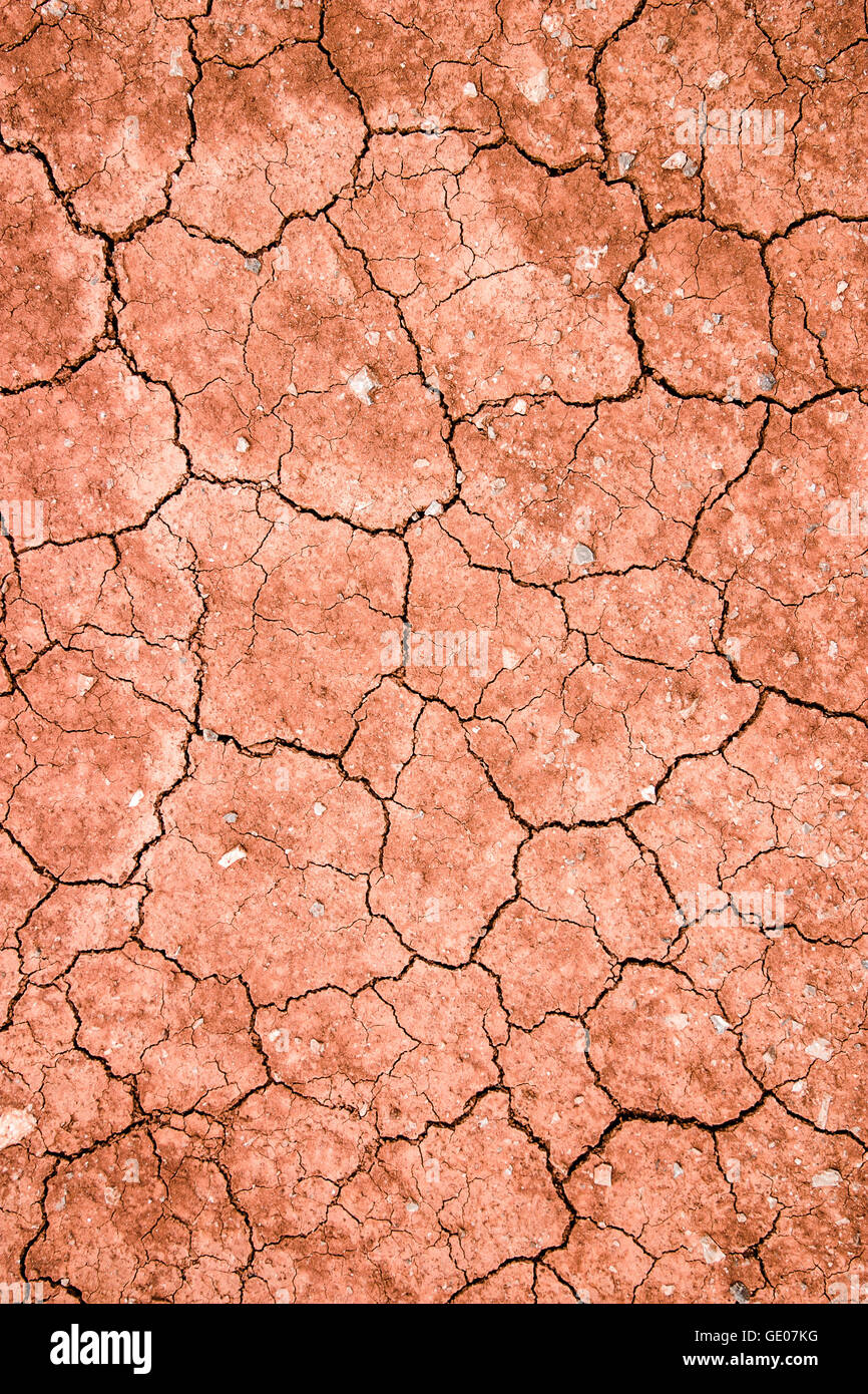 Cracked red ground Stock Photo - Alamy