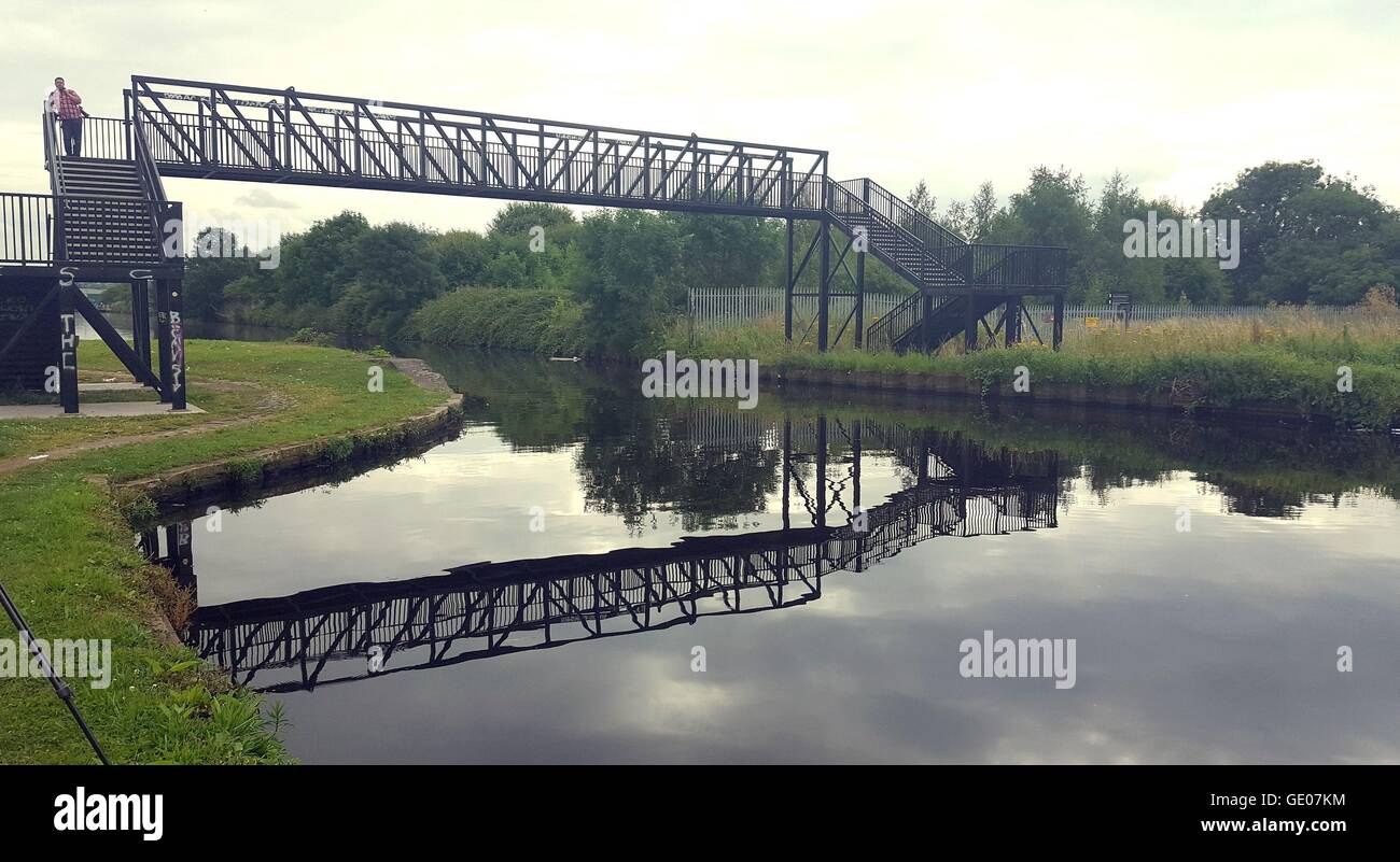 Rotherham canal hi-res stock photography and images - Alamy