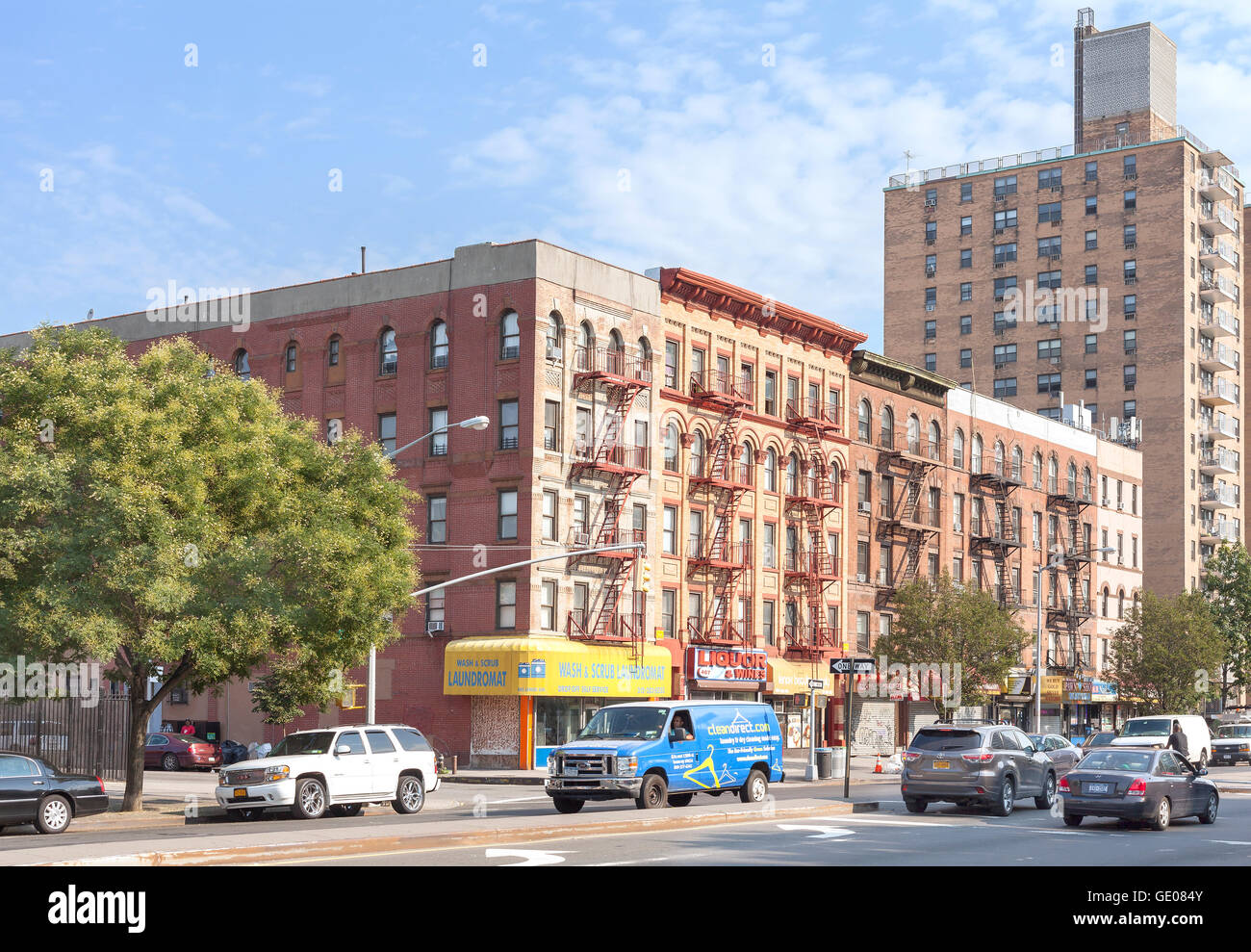Harlem Corner Store High Resolution Stock Photography and Images - Alamy