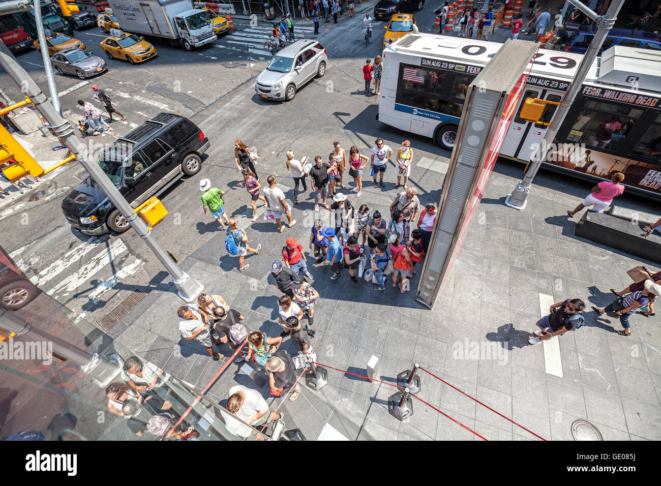 Times square people and cars hi-res stock photography and images - Alamy