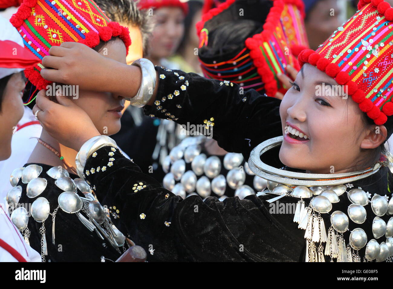 Kachin tribe hi-res stock photography and images - Alamy