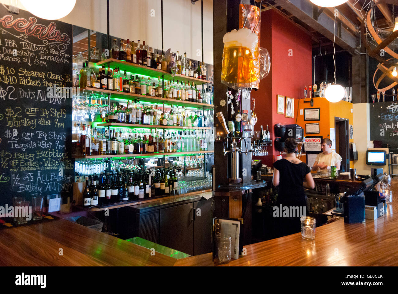 Portland oregon beer hi-res stock photography and images - Alamy