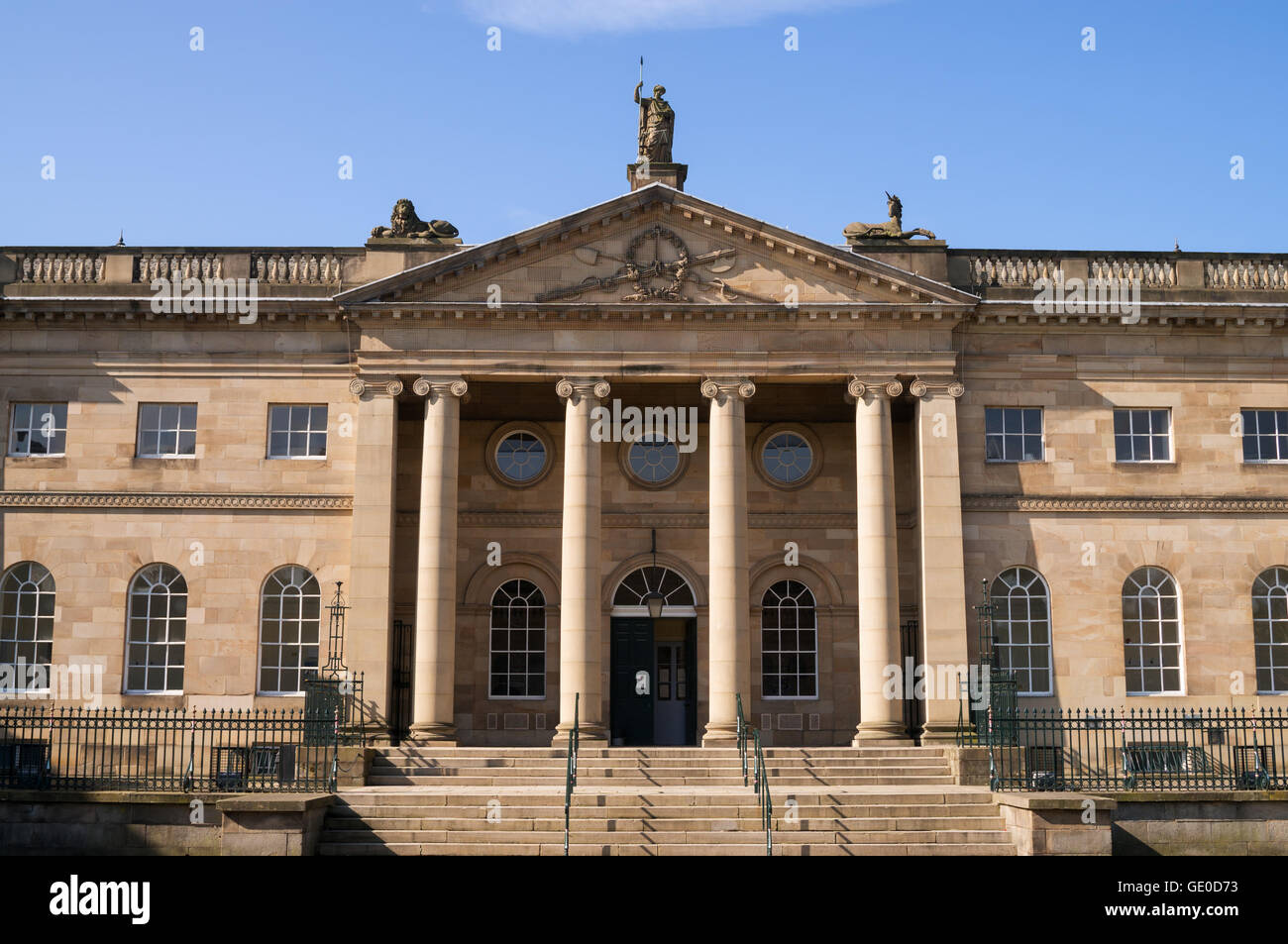 York crown court hi-res stock photography and images - Alamy