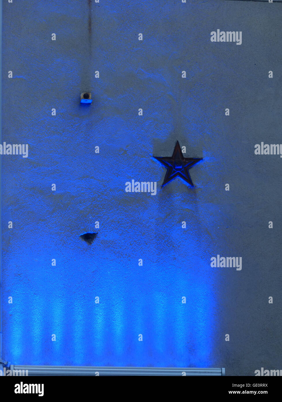 Restaurant exterior wall hi-res stock photography and images - Alamy