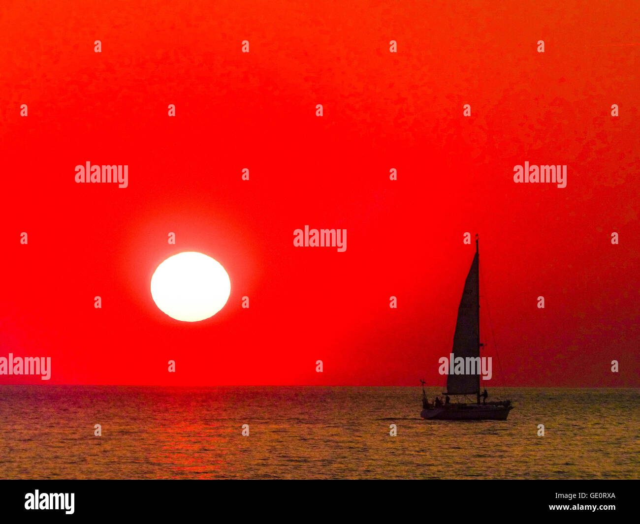 Late sunset sky hi-res stock photography and images - Alamy