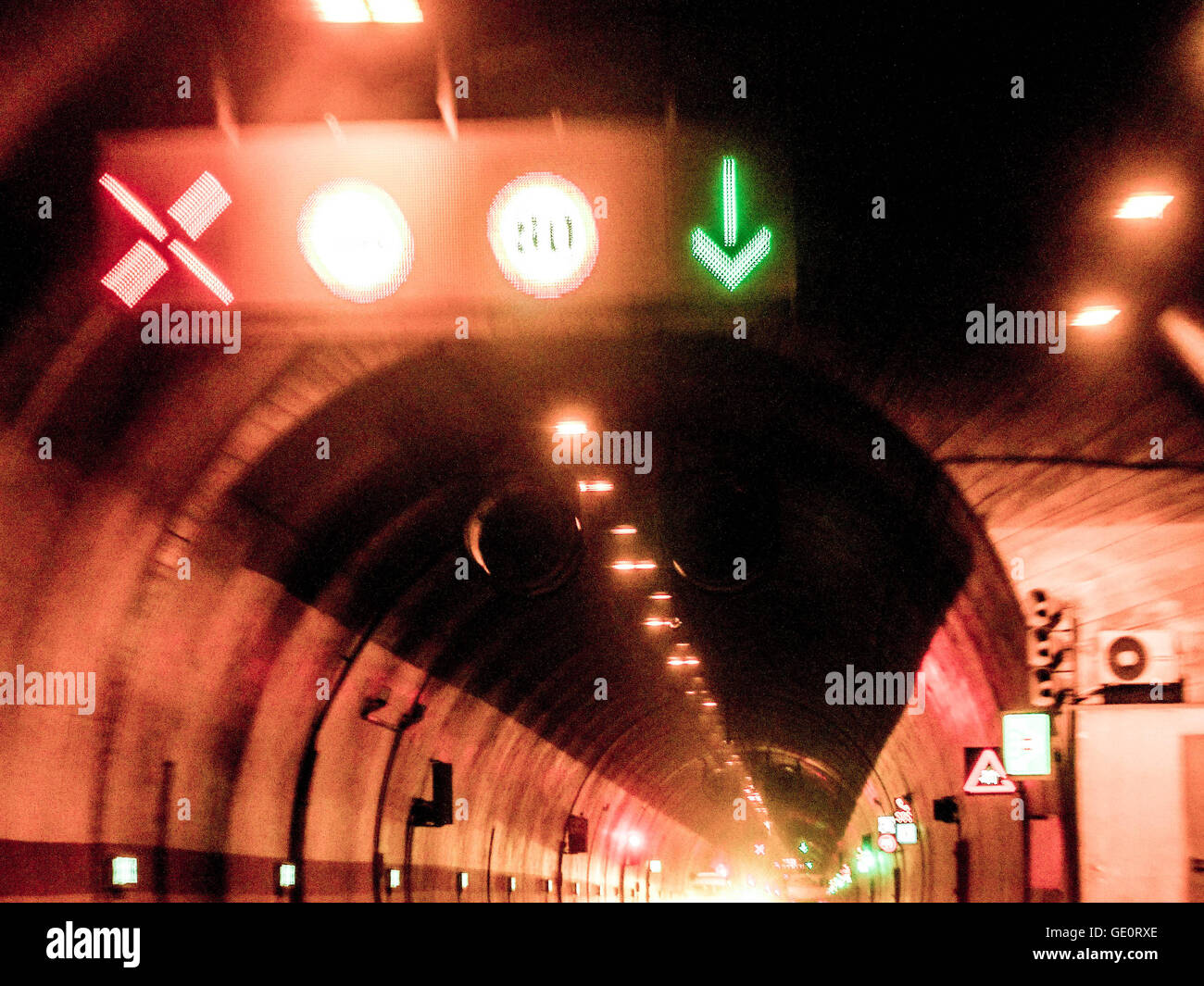 Safety in tunnels hi-res stock photography and images - Alamy