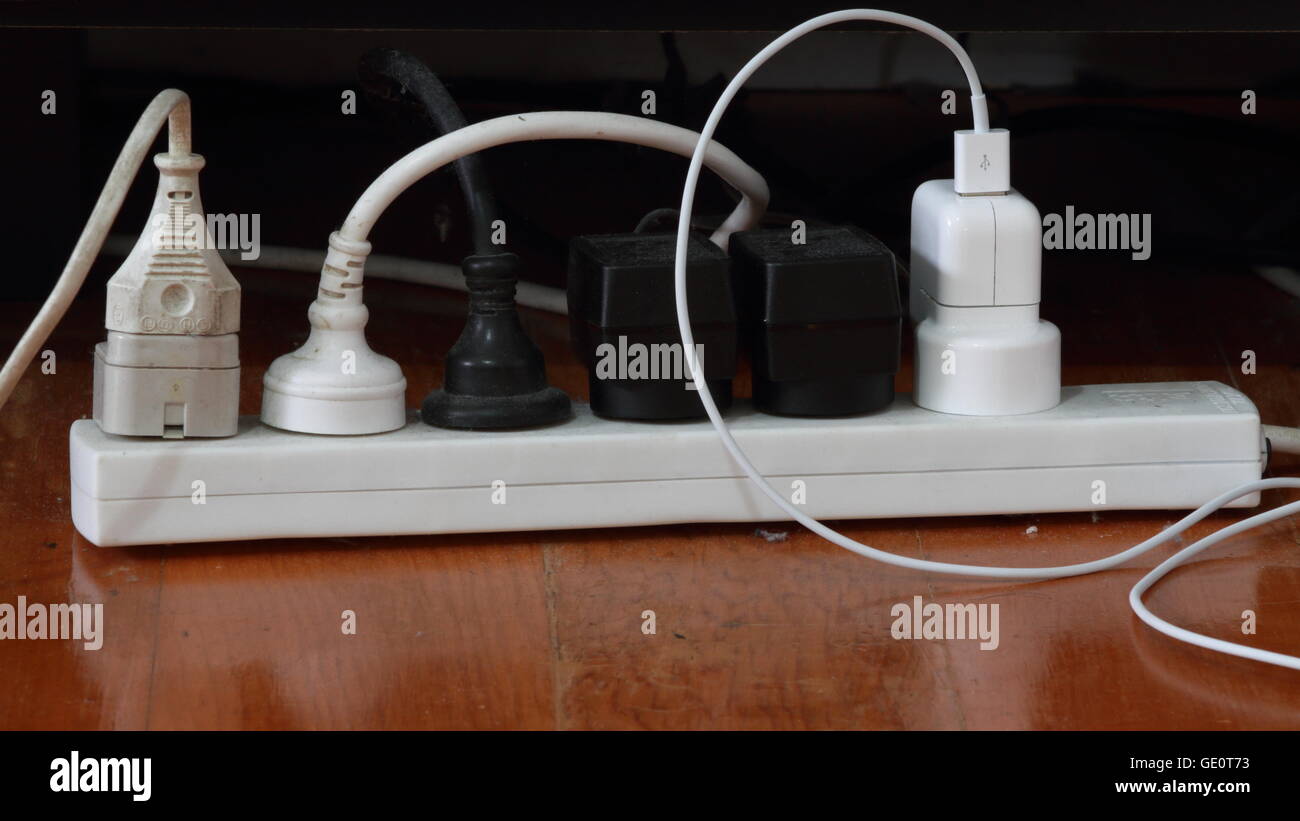 Electrical electrical wiring plugs hi-res stock photography and images ...