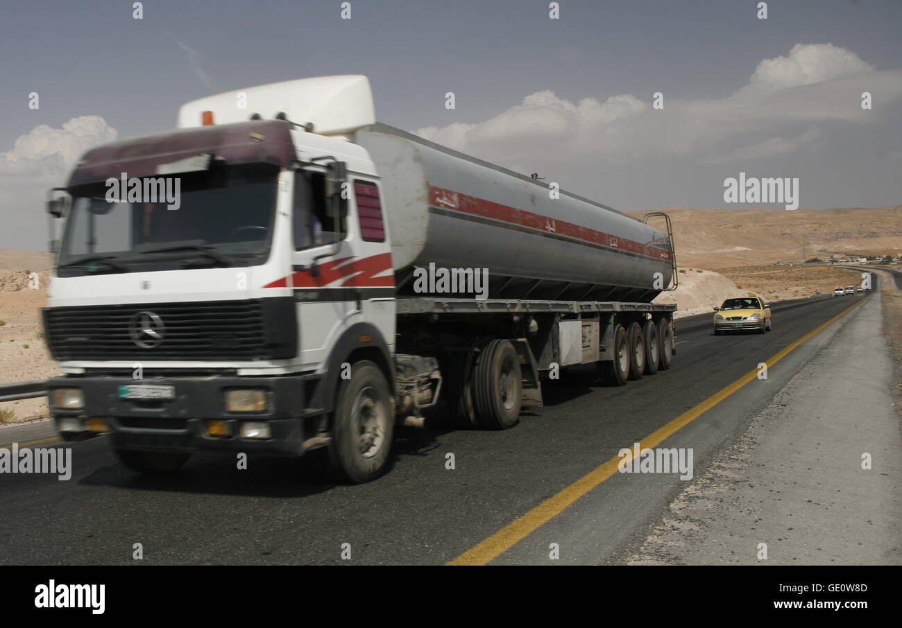 Middle east transport hi-res stock photography and images - Alamy