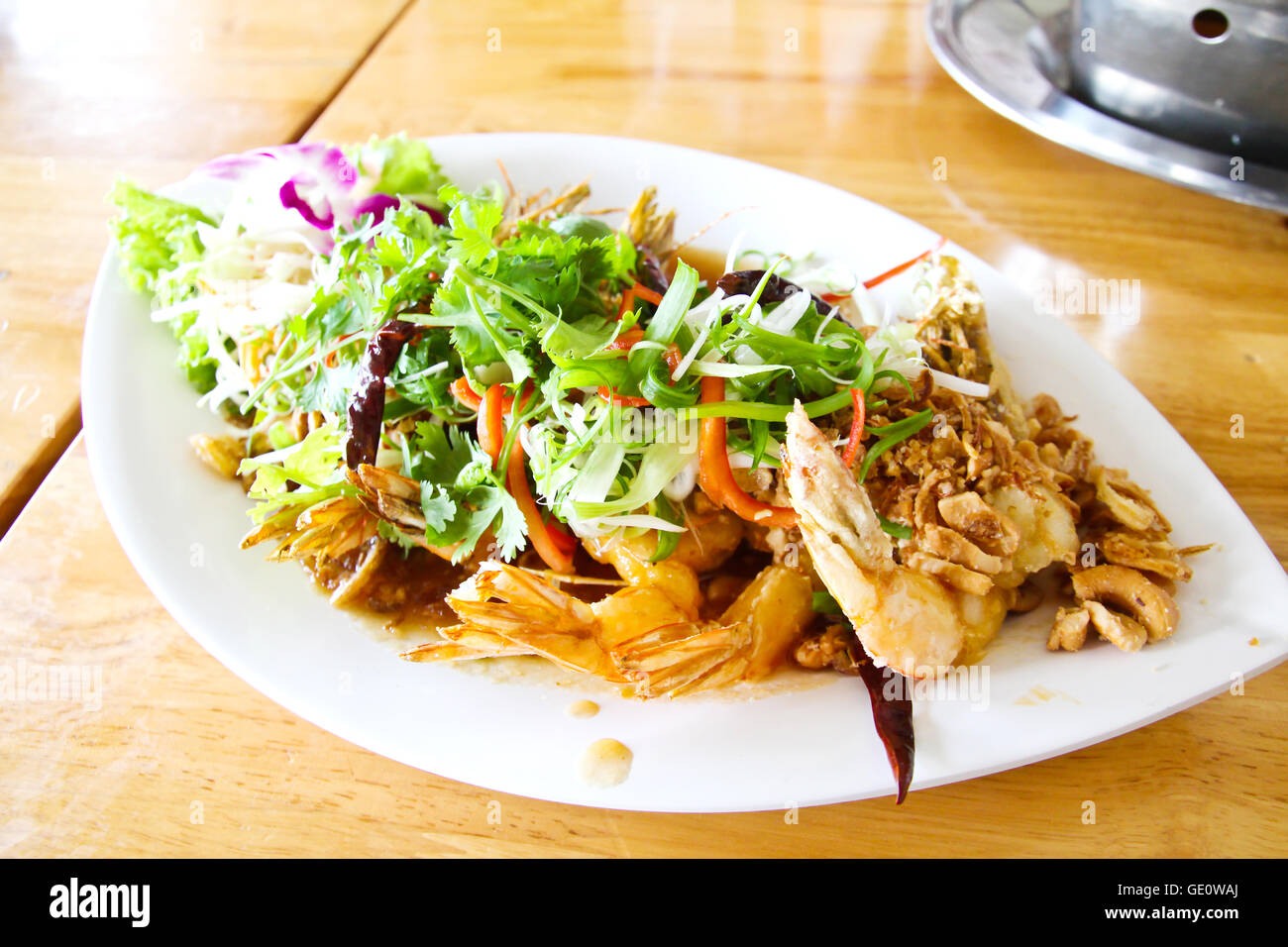 Deep fried shrimp platter with tamarind sauce Stock Photo - Alamy