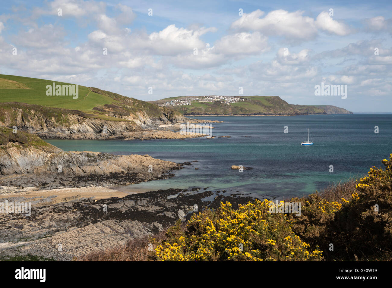 Polridmouth cornwall beach hi-res stock photography and images - Alamy