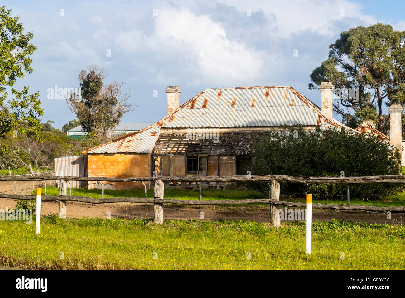 Old-style Australian Homestead abandoned and decaying with metal roof ...