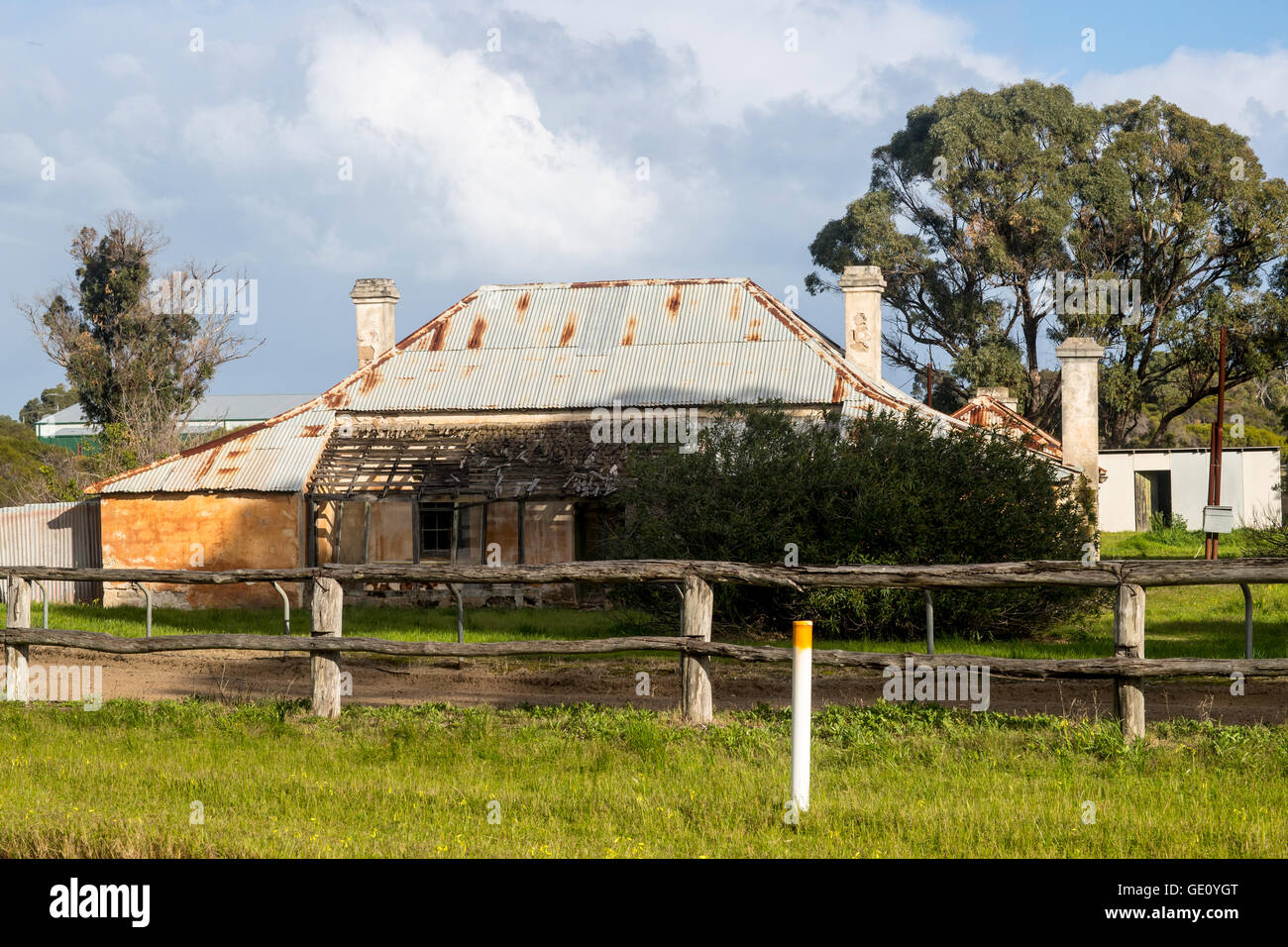 Old-style Australian Homestead abandoned and decaying with metal roof ...