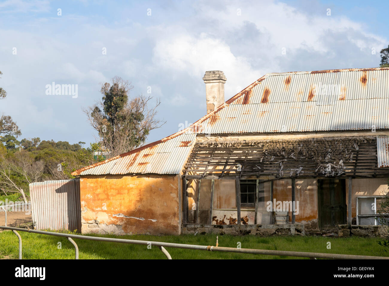Old-style Australian Homestead abandoned and decaying with metal roof ...