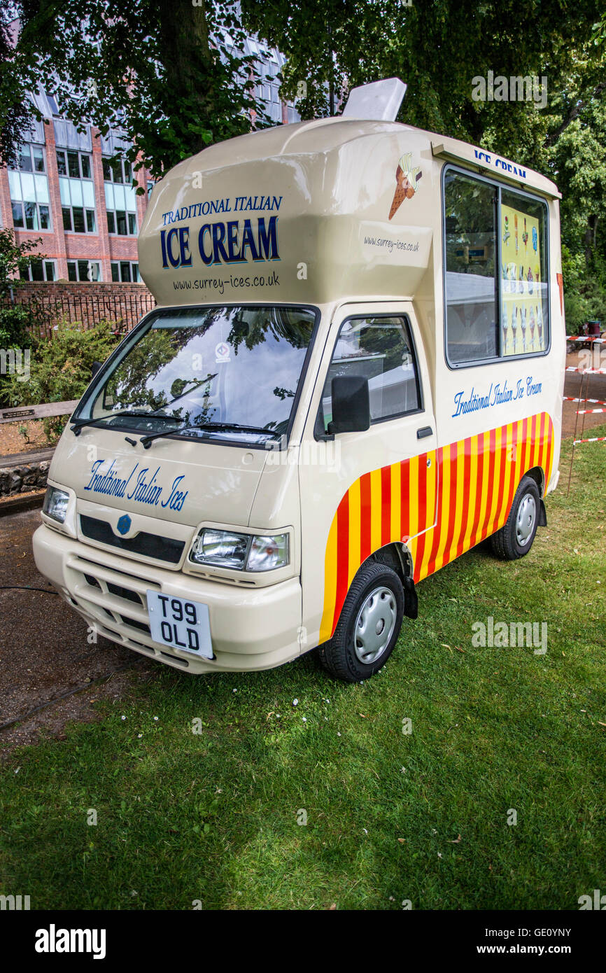 An Italian ice cream truck sits awaiting customers Stock Photo - Alamy