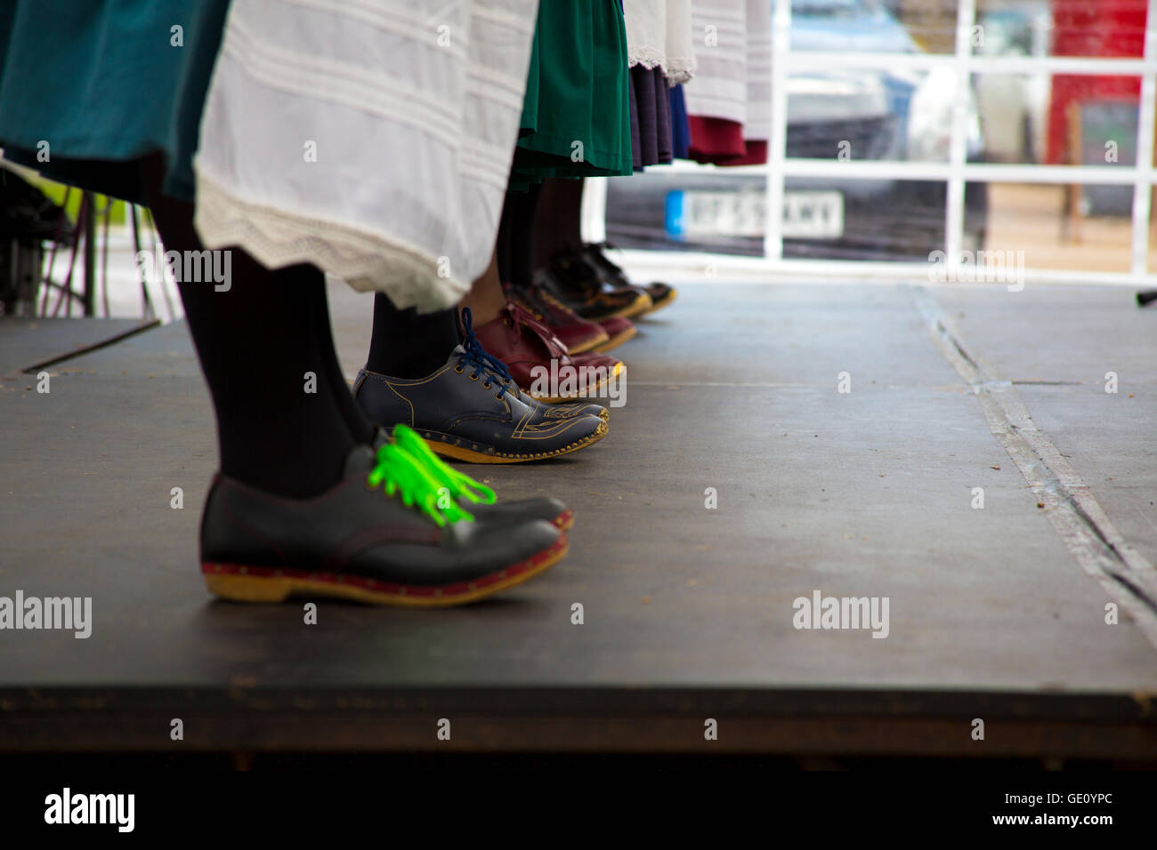 Dancing troupe hi-res stock photography and images - Alamy