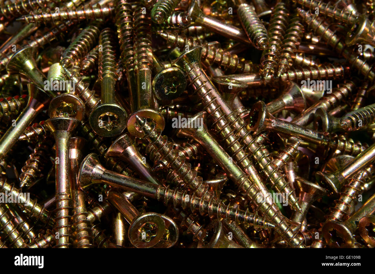 A whole lot of new Torx wood screws of same type - or is there an ...