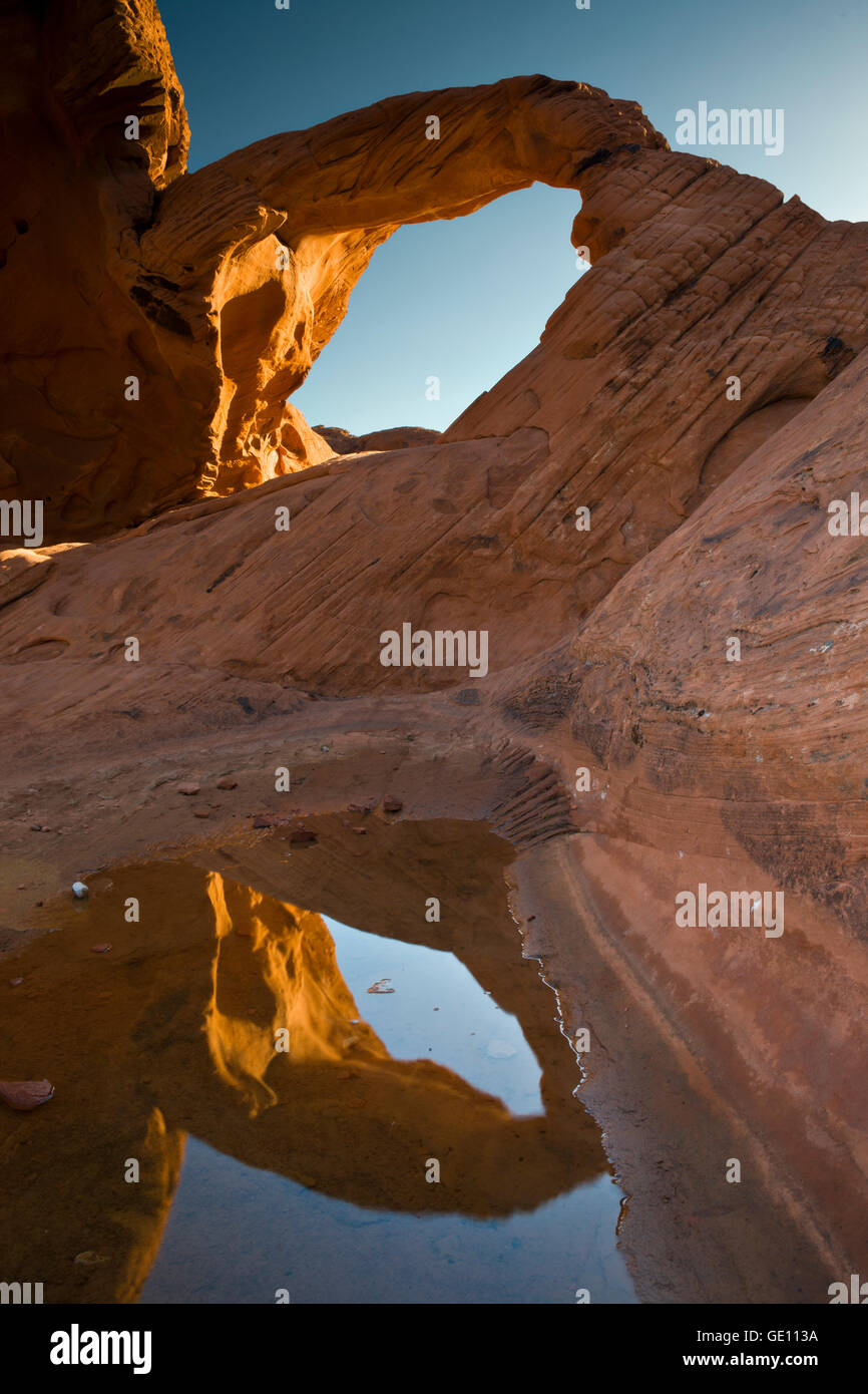 Exclusive arch hi-res stock photography and images - Alamy