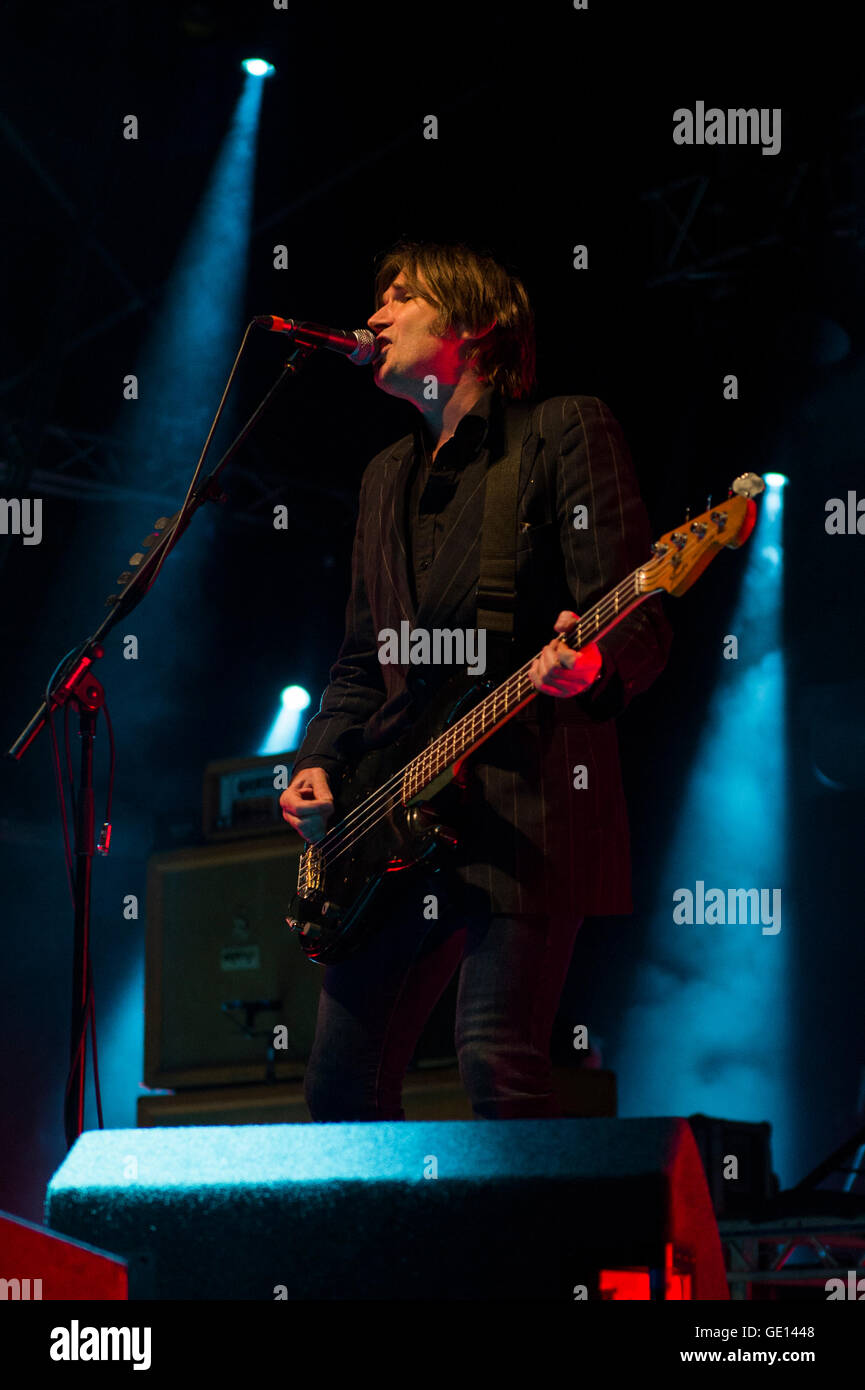 Justin currie of del amitri hi-res stock photography and images - Alamy