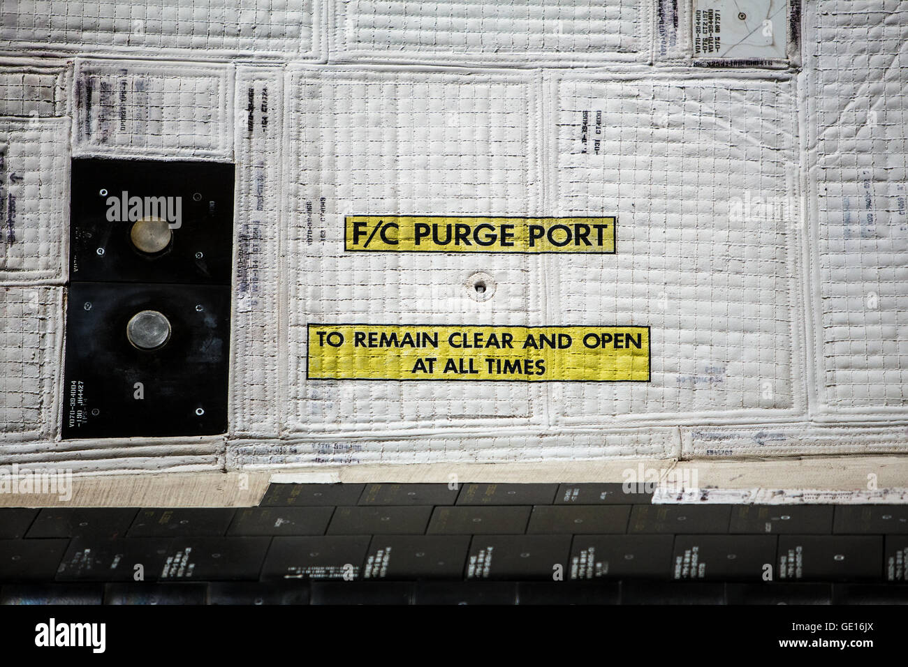 Fuel cell purge port hi-res stock photography and images - Alamy