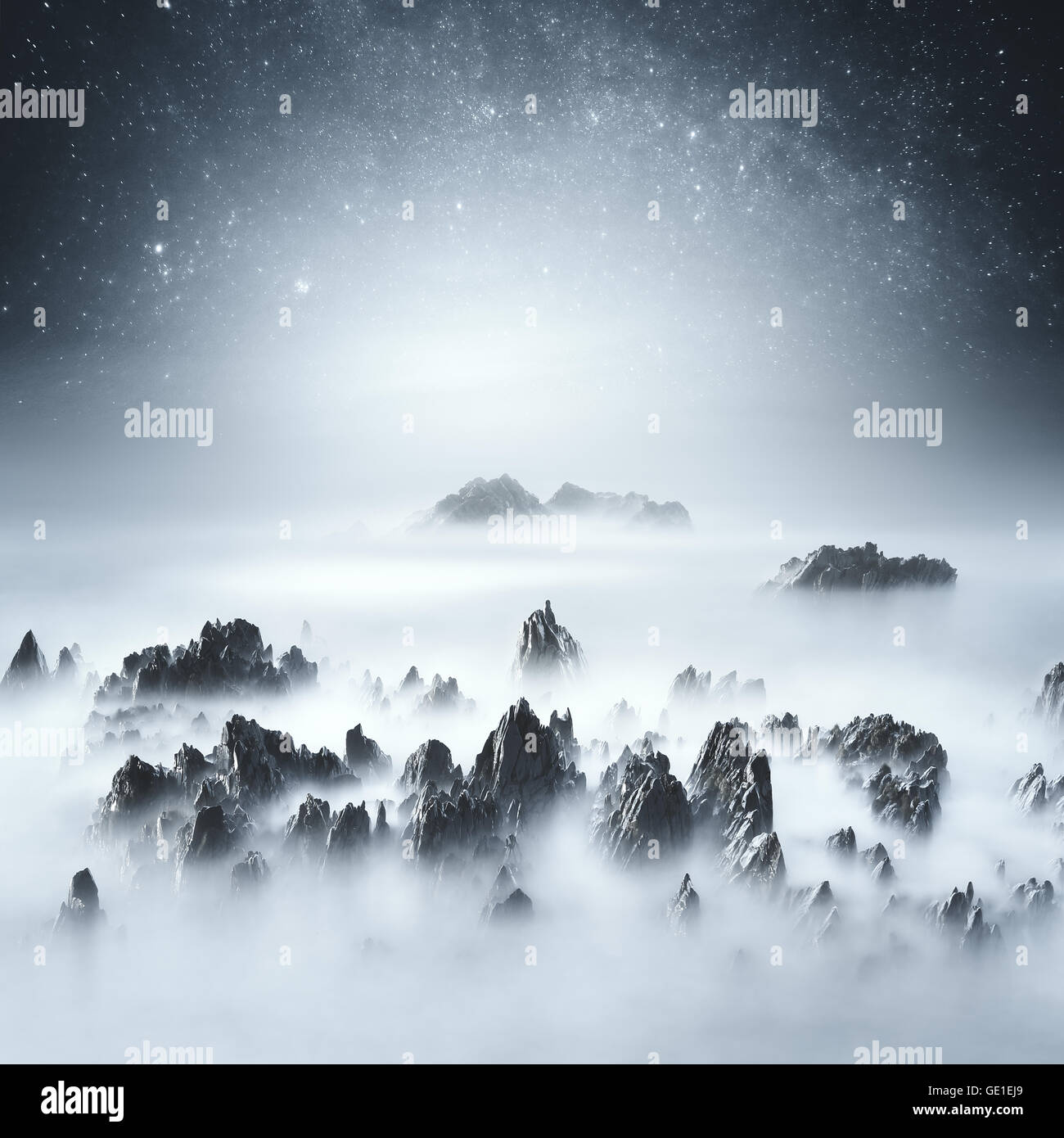 Milky way over ocean hi-res stock photography and images - Alamy