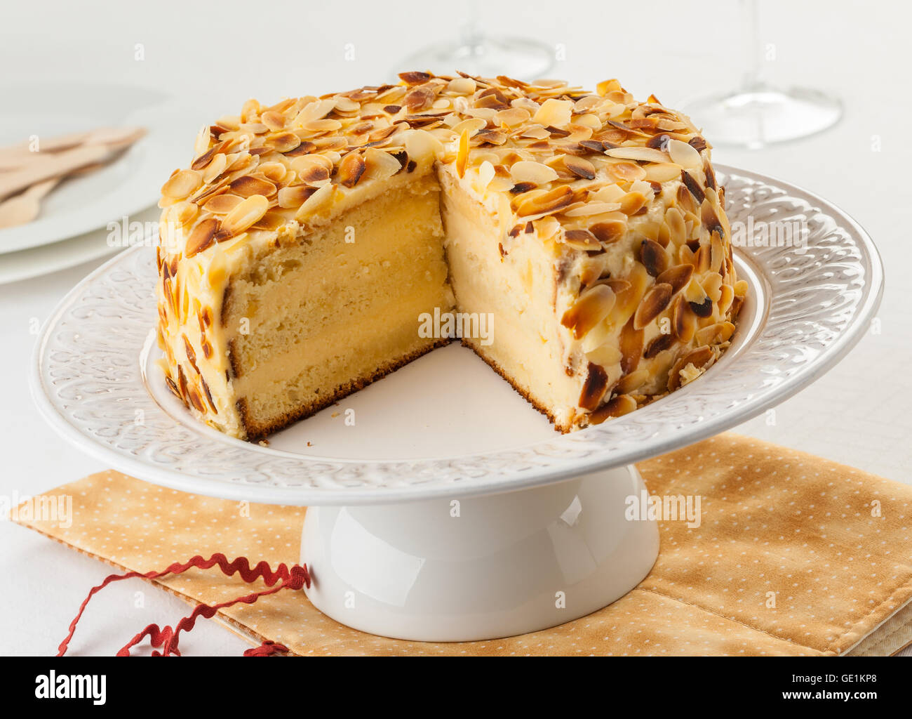 Madame Pompadour cake covered with almonds Stock Photo - Alamy