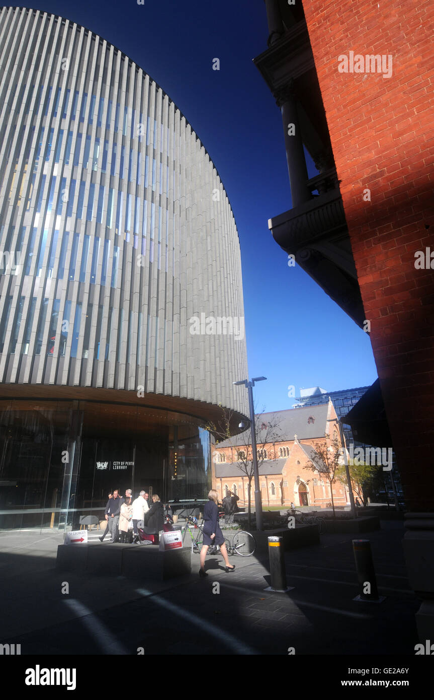 Cathedral Square including new Perth Library and St George's Cathedral ...